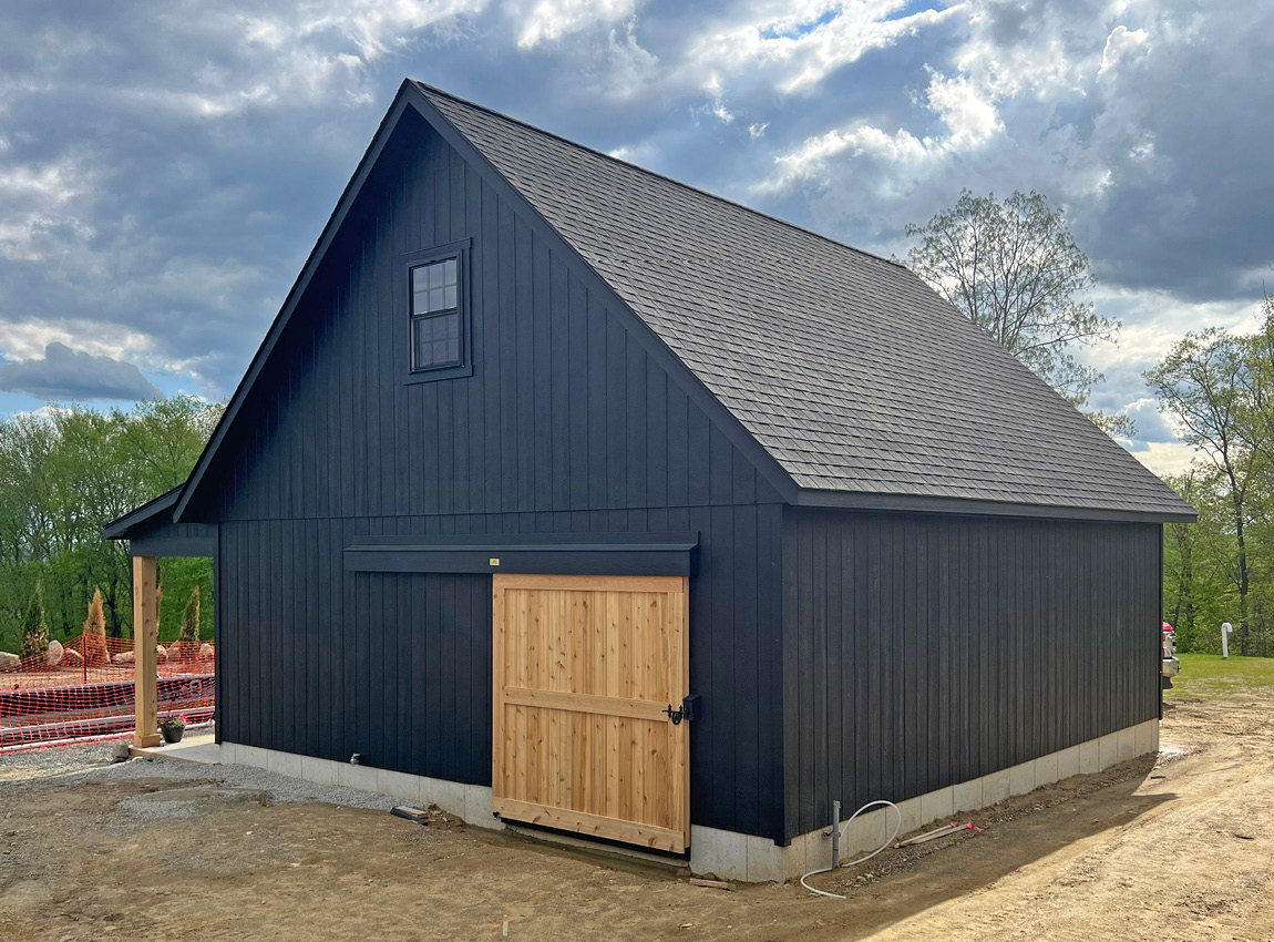 24' x 28' Concord Cape Garage - Kloter Farms